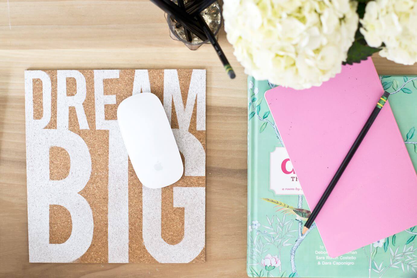 45 DIY Mouse Pad Ideas to Spruce Up Your Work Desk