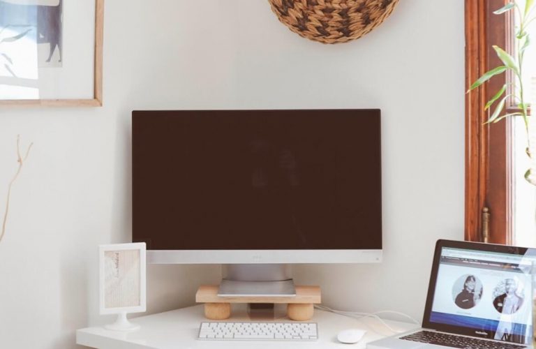 21 DIY Monitor Stand Ideas to Revamp Your Workspace