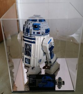 25 DIY Display Case Ideas to Show Your Favorite Stuff